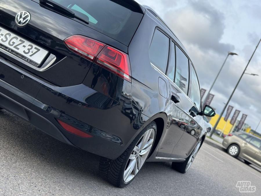 Black Volkswagen Golf 2013 in Kaunas, with an engine capacity of 1.60 L and mileage of 210 thousand km for 6450 €, photo 10 on AUTOMOTO.COM.LV