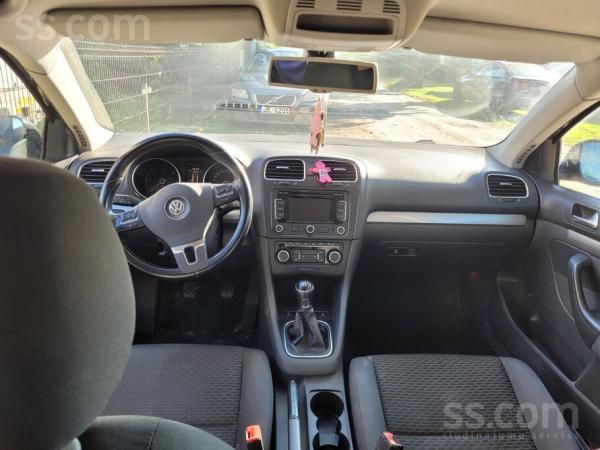 Melns Volkswagen Golf 2013 Tukums, ar dzinēja tilpumu 1.60 L un nobraukumu 300 tūkst. km par 3750 €, foto 7 vietnē AUTOMOTO.COM.LV