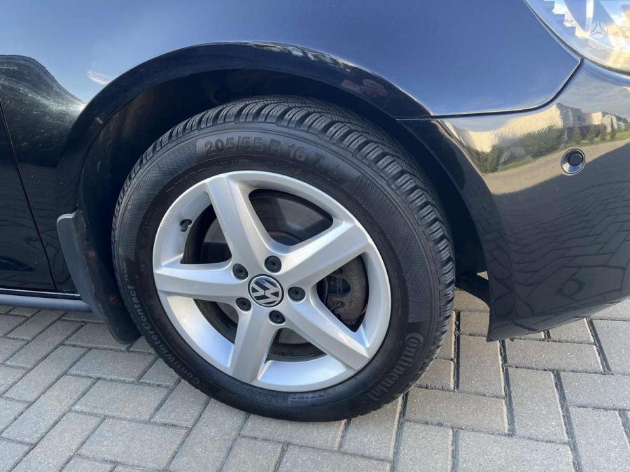 Melns Volkswagen Golf 2013 Kauņa, ar dzinēja tilpumu 2.00 L un nobraukumu 285 tūkst. km par 4800 €, foto 8 vietnē AUTOMOTO.COM.LV