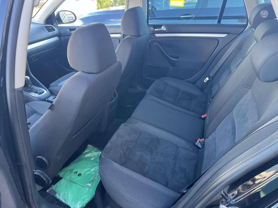 Melns Volkswagen Golf 2013 Kauņa, ar dzinēja tilpumu 2.00 L un nobraukumu 285 tūkst. km par 4800 €, foto 12 vietnē AUTOMOTO.COM.LV