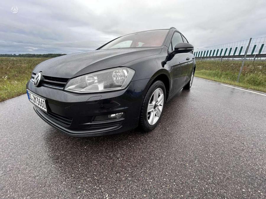 Black Volkswagen Golf 2013 in Kaunas, with an engine capacity of 1.60 L and mileage of 334 thousand km for 5700 €, photo 6 on AUTOMOTO.COM.LV