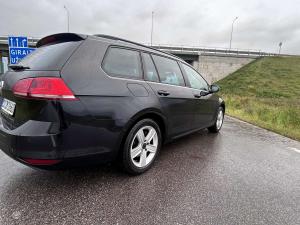 Black Volkswagen Golf 2013 in Kaunas, with an engine capacity of 1.60 L and mileage of 334 thousand km for 5700 €, photo 11 on AUTOMOTO.COM.LV