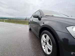 Black Volkswagen Golf 2013 in Kaunas, with an engine capacity of 1.60 L and mileage of 334 thousand km for 5700 €, photo 13 on AUTOMOTO.COM.LV