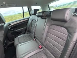 Black Volkswagen Golf 2013 in Kaunas, with an engine capacity of 1.60 L and mileage of 334 thousand km for 5700 €, photo 17 on AUTOMOTO.COM.LV