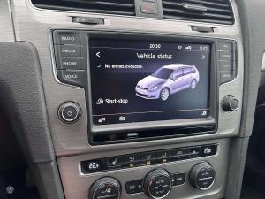 Black Volkswagen Golf 2013 in Kaunas, with an engine capacity of 1.60 L and mileage of 334 thousand km for 5700 €, photo 19 on AUTOMOTO.COM.LV
