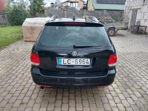 Melns Volkswagen Golf 2013 Rīga, ar dzinēja tilpumu 1.60 L un nobraukumu 311 tūkst. km par 2500 €, foto 4 vietnē AUTOMOTO.COM.LV