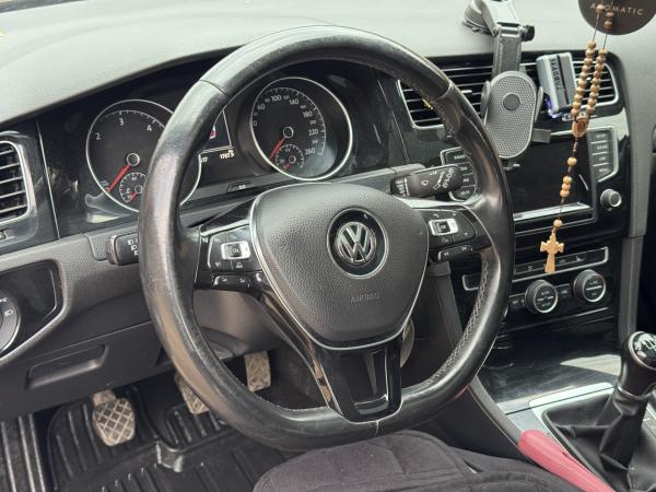 Black Volkswagen Golf 2013 in Daugavpils, with an engine capacity of 2.00 L and mileage of 0 thousand km for 5900 €, photo 2 on AUTOMOTO.COM.LV
