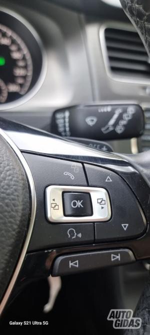 Black Volkswagen Golf 2013 in Kedainiai, with an engine capacity of 1.60 L and mileage of 286 thousand km for 5999 €, photo 15 on AUTOMOTO.COM.LV