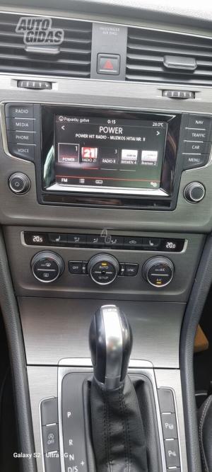 Black Volkswagen Golf 2013 in Kedainiai, with an engine capacity of 1.60 L and mileage of 286 thousand km for 5999 €, photo 18 on AUTOMOTO.COM.LV