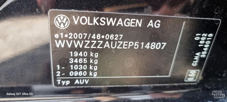 Black Volkswagen Golf 2013 in Kedainiai, with an engine capacity of 1.60 L and mileage of 286 thousand km for 5999 €, photo 24 on AUTOMOTO.COM.LV
