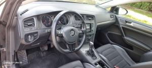 Black Volkswagen Golf 2013 in Kedainiai, with an engine capacity of 1.60 L and mileage of 286 thousand km for 5999 €, photo 26 on AUTOMOTO.COM.LV