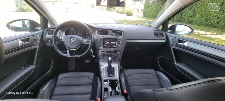 Black Volkswagen Golf 2013 in Kedainiai, with an engine capacity of 1.60 L and mileage of 286 thousand km for 5999 €, photo 27 on AUTOMOTO.COM.LV