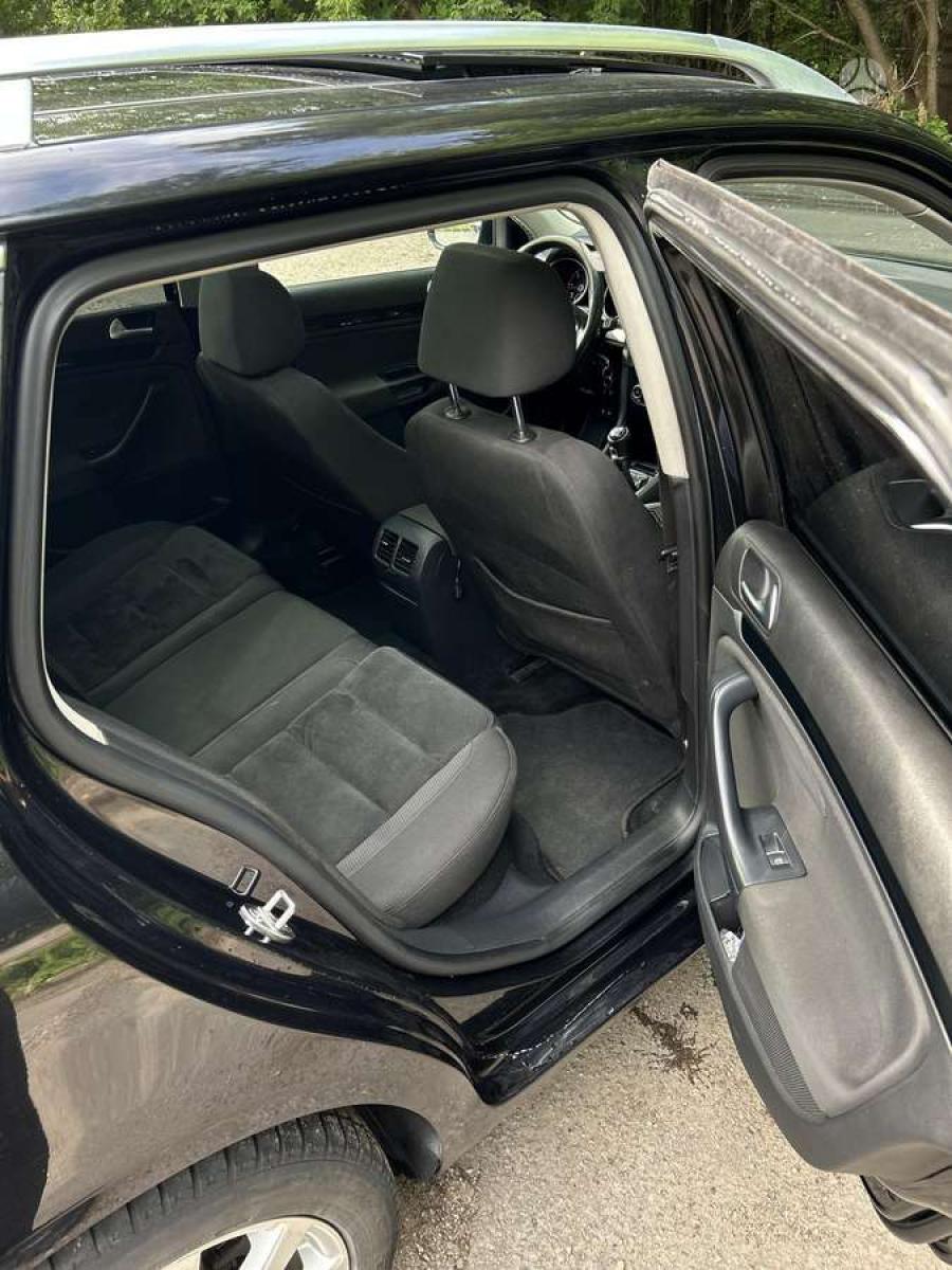 Черный Фольксваген Гольф 2013 в Паневежис, объемом двигателя 1.60 л и пробегом 413 тыс. км за 3000 €, фото 12 на AUTOMOTO.COM.LV