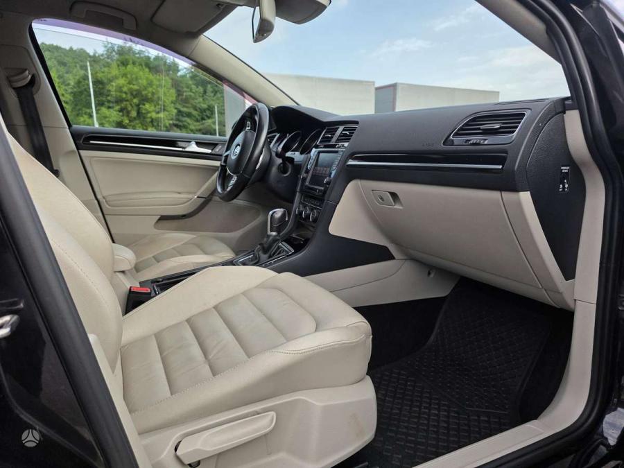 Melns Volkswagen Golf 2013 Kauņa, ar dzinēja tilpumu 1.97 L un nobraukumu 222 tūkst. km par 6900 €, foto 14 vietnē AUTOMOTO.COM.LV