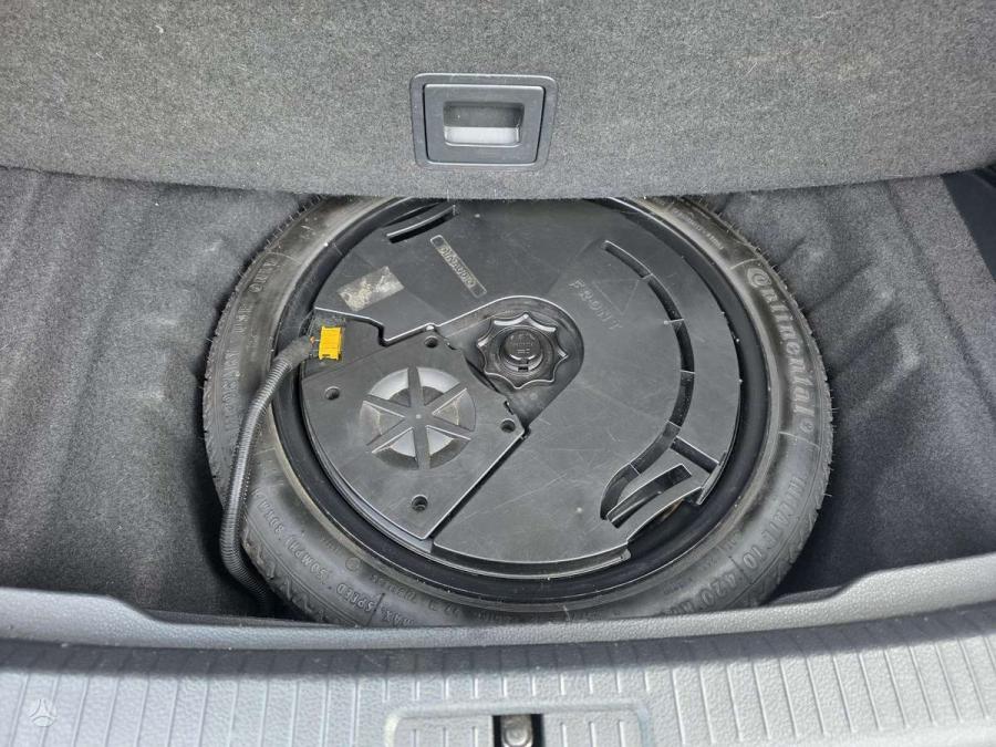 Melns Volkswagen Golf 2013 Kauņa, ar dzinēja tilpumu 1.97 L un nobraukumu 222 tūkst. km par 6900 €, foto 28 vietnē AUTOMOTO.COM.LV