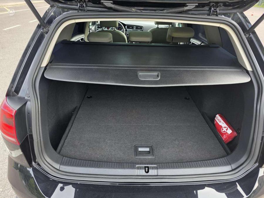 Melns Volkswagen Golf 2013 Kauņa, ar dzinēja tilpumu 1.97 L un nobraukumu 222 tūkst. km par 6900 €, foto 29 vietnē AUTOMOTO.COM.LV