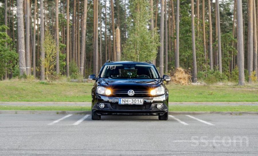 Melns Volkswagen Golf 2013 Rīga, ar dzinēja tilpumu 1.60 L un nobraukumu 263 tūkst. km par 2990 €, foto 4 vietnē AUTOMOTO.COM.LV