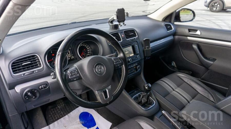 Melns Volkswagen Golf 2013 Rīga, ar dzinēja tilpumu 1.60 L un nobraukumu 263 tūkst. km par 2990 €, foto 11 vietnē AUTOMOTO.COM.LV