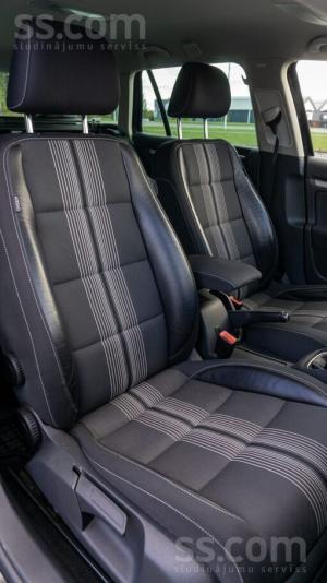 Melns Volkswagen Golf 2013 Rīga, ar dzinēja tilpumu 1.60 L un nobraukumu 263 tūkst. km par 2990 €, foto 26 vietnē AUTOMOTO.COM.LV