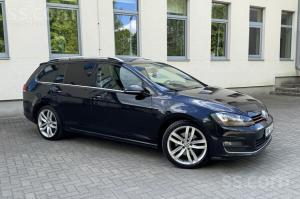 Black Volkswagen Golf 2014 in Jelgava, with an engine capacity of 2.00 L and mileage of 400 thousand km for 3950 €, photo 3 on AUTOMOTO.COM.LV