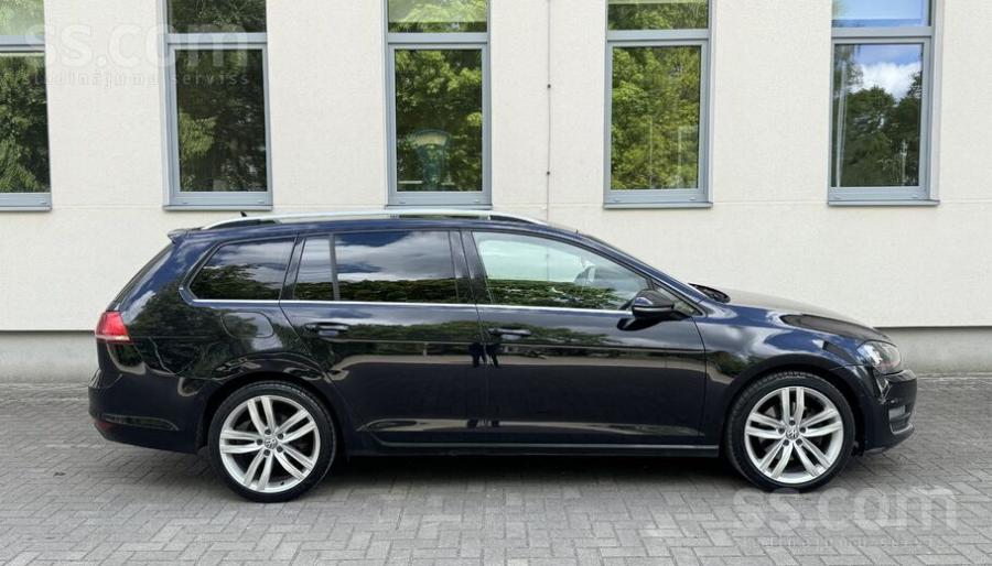 Black Volkswagen Golf 2014 in Jelgava, with an engine capacity of 2.00 L and mileage of 400 thousand km for 3950 €, photo 4 on AUTOMOTO.COM.LV