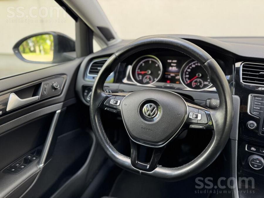 Black Volkswagen Golf 2014 in Jelgava, with an engine capacity of 2.00 L and mileage of 400 thousand km for 3950 €, photo 18 on AUTOMOTO.COM.LV