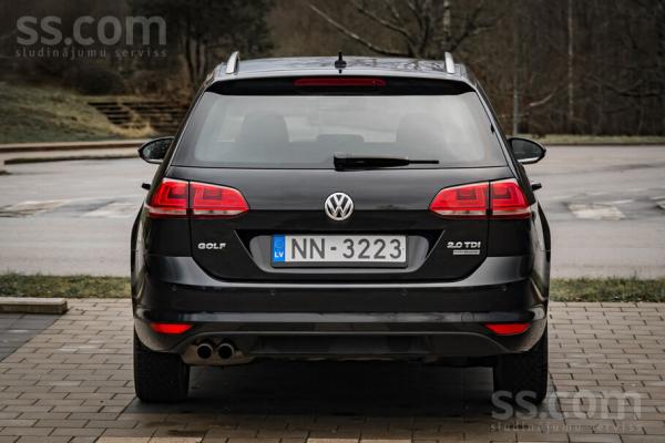 Black Volkswagen Golf 2014 in Riga, with an engine capacity of 2.00 L and mileage of 236 thousand km for 8900 €, photo 5 on AUTOMOTO.COM.LV
