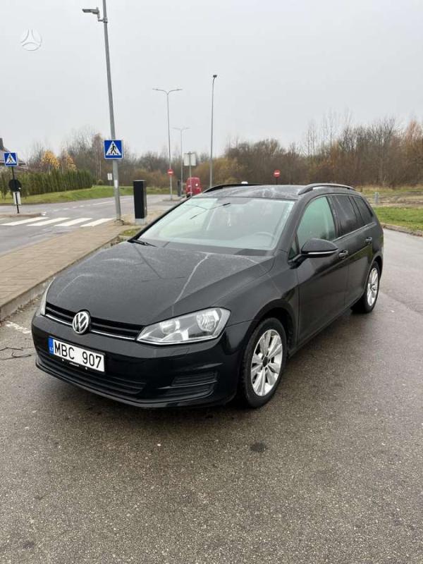 Melns Volkswagen Golf 2014 Viļņa, ar dzinēja tilpumu 1.60 L un nobraukumu 305 tūkst. km par 4600 €, foto 1 vietnē AUTOMOTO.COM.LV