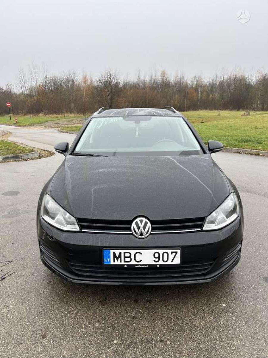 Black Volkswagen Golf 2014 in Vilnius, with an engine capacity of 1.60 L and mileage of 305 thousand km for 4600 €, photo 2 on AUTOMOTO.COM.LV