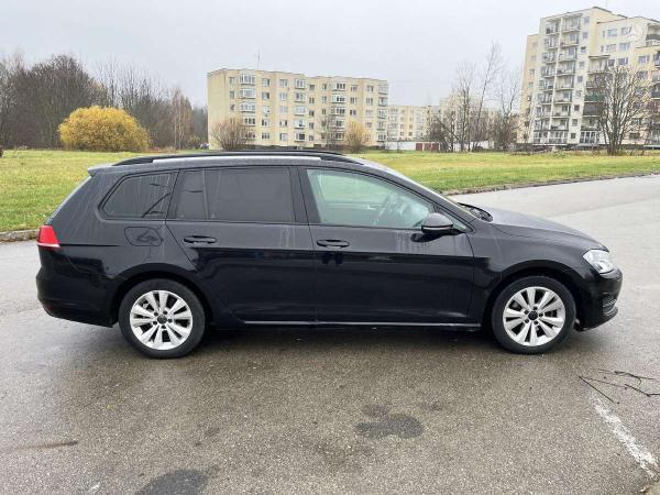 Melns Volkswagen Golf 2014 Viļņa, ar dzinēja tilpumu 1.60 L un nobraukumu 305 tūkst. km par 4600 €, foto 4 vietnē AUTOMOTO.COM.LV
