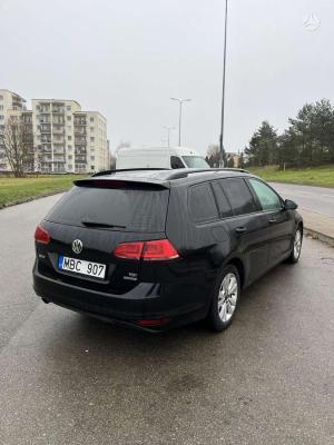 Black Volkswagen Golf 2014 in Vilnius, with an engine capacity of 1.60 L and mileage of 305 thousand km for 4600 €, photo 5 on AUTOMOTO.COM.LV