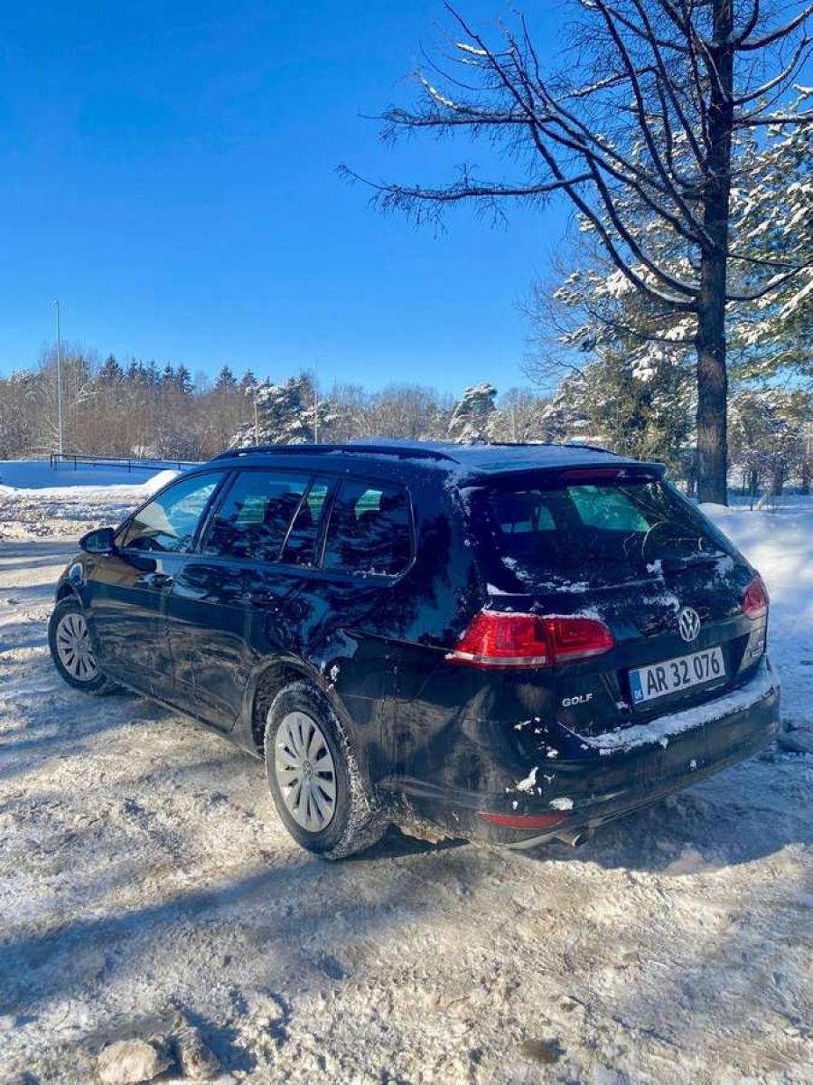 Black Volkswagen Golf 2014 in Utena, with an engine capacity of 1.60 L and mileage of 187 thousand km for 5900 €, photo 6 on AUTOMOTO.COM.LV