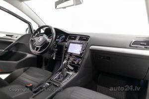 Melns Volkswagen Golf 2014 Tallina, ar dzinēja tilpumu 2.00 L un nobraukumu 283 tūkst. km par 7990 €, foto 12 vietnē AUTOMOTO.COM.LV