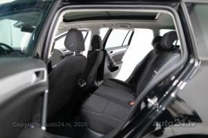 Black Volkswagen Golf 2014 in Tallinn, with an engine capacity of 2.00 L and mileage of 283 thousand km for 7990 €, photo 16 on AUTOMOTO.COM.LV