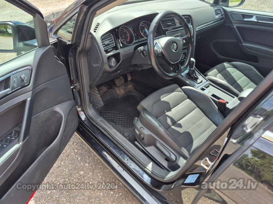 Melns Volkswagen Golf 2014 Tallina, ar dzinēja tilpumu 2.00 L un nobraukumu 241 tūkst. km par 8000 €, foto 6 vietnē AUTOMOTO.COM.LV