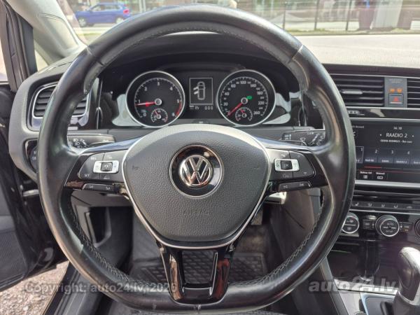 Black Volkswagen Golf 2014 in Tallinn, with an engine capacity of 2.00 L and mileage of 241 thousand km for 8000 €, photo 7 on AUTOMOTO.COM.LV