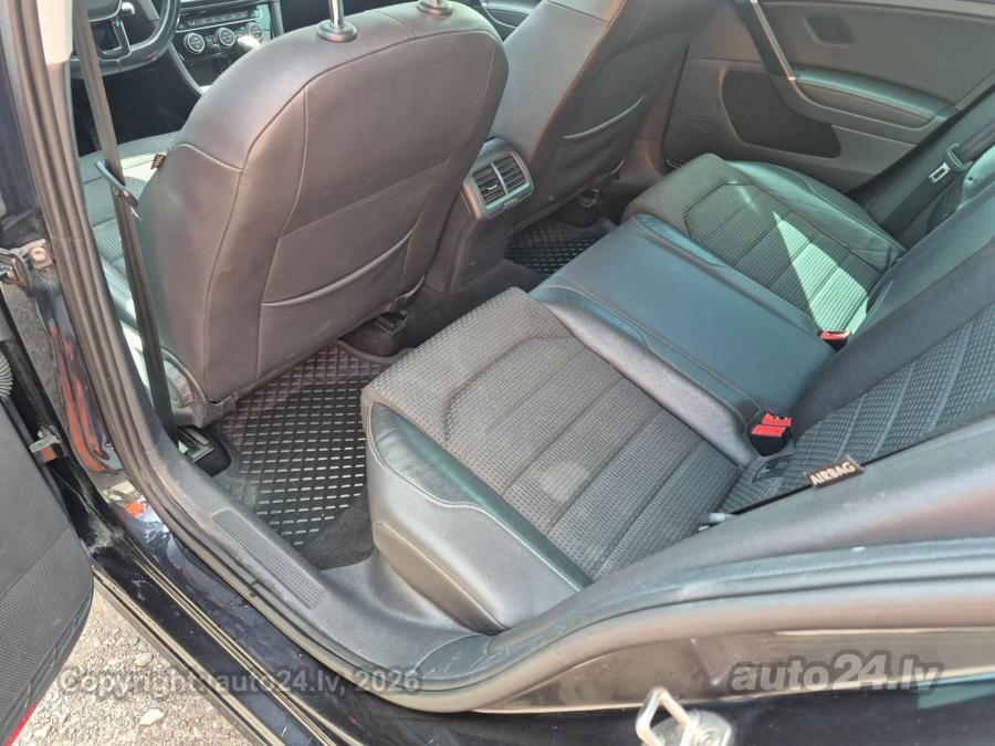 Melns Volkswagen Golf 2014 Tallina, ar dzinēja tilpumu 2.00 L un nobraukumu 241 tūkst. km par 8000 €, foto 12 vietnē AUTOMOTO.COM.LV