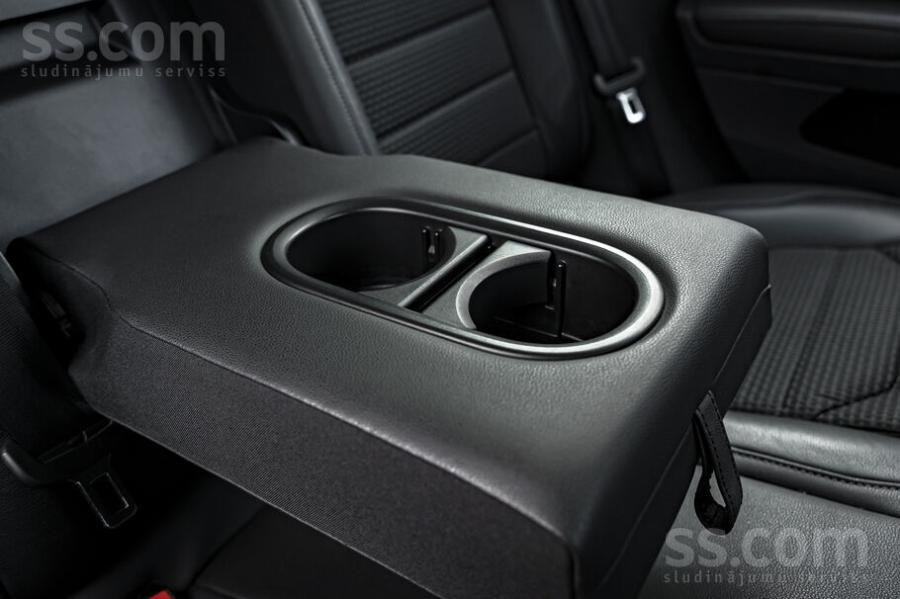 Melns Volkswagen Golf 2014 Rīga, ar dzinēja tilpumu 2.00 L un nobraukumu 241 tūkst. km par 7997 €, foto 17 vietnē AUTOMOTO.COM.LV