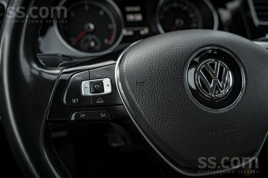 Melns Volkswagen Golf 2014 Rīga, ar dzinēja tilpumu 2.00 L un nobraukumu 241 tūkst. km par 7997 €, foto 21 vietnē AUTOMOTO.COM.LV