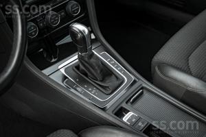 Melns Volkswagen Golf 2014 Rīga, ar dzinēja tilpumu 2.00 L un nobraukumu 241 tūkst. km par 7997 €, foto 25 vietnē AUTOMOTO.COM.LV