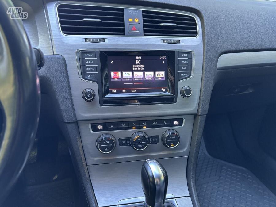 Black Volkswagen Golf 2014 in Pasvalys, with an engine capacity of 2.00 L and mileage of 340 thousand km for 5500 €, photo 15 on AUTOMOTO.COM.LV