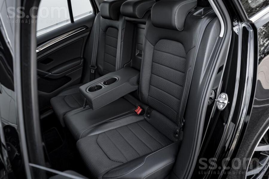 Black Volkswagen Golf 2014 in Riga, with an engine capacity of 2.00 L and mileage of 298 thousand km for 8850 €, photo 14 on AUTOMOTO.COM.LV