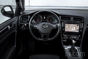 Black Volkswagen Golf 2014 in Riga, with an engine capacity of 2.00 L and mileage of 298 thousand km for 8850 €, photo 21 on AUTOMOTO.COM.LV