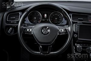 Black Volkswagen Golf 2014 in Riga, with an engine capacity of 2.00 L and mileage of 298 thousand km for 8850 €, photo 24 on AUTOMOTO.COM.LV