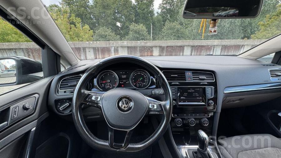 Melns Volkswagen Golf 2014 Rīga, ar dzinēja tilpumu 2.00 L un nobraukumu 193 tūkst. km par 7200 €, foto 10 vietnē AUTOMOTO.COM.LV
