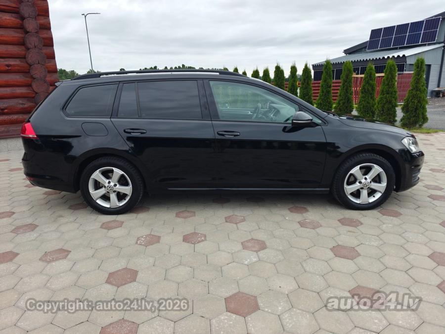 Black Volkswagen Golf 2014 in Tallinn, with an engine capacity of 1.60 L and mileage of 318 thousand km for 5990 €, photo 4 on AUTOMOTO.COM.LV