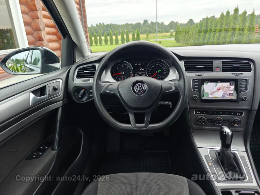 Black Volkswagen Golf 2014 in Tallinn, with an engine capacity of 1.60 L and mileage of 318 thousand km for 5990 €, photo 11 on AUTOMOTO.COM.LV