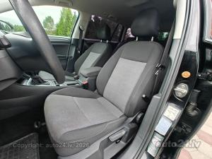 Black Volkswagen Golf 2014 in Tallinn, with an engine capacity of 1.60 L and mileage of 318 thousand km for 5990 €, photo 13 on AUTOMOTO.COM.LV