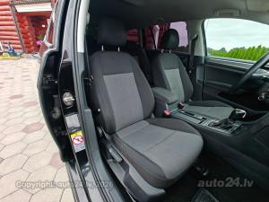 Black Volkswagen Golf 2014 in Tallinn, with an engine capacity of 1.60 L and mileage of 318 thousand km for 5990 €, photo 14 on AUTOMOTO.COM.LV