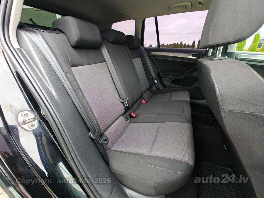 Black Volkswagen Golf 2014 in Tallinn, with an engine capacity of 1.60 L and mileage of 318 thousand km for 5990 €, photo 15 on AUTOMOTO.COM.LV
